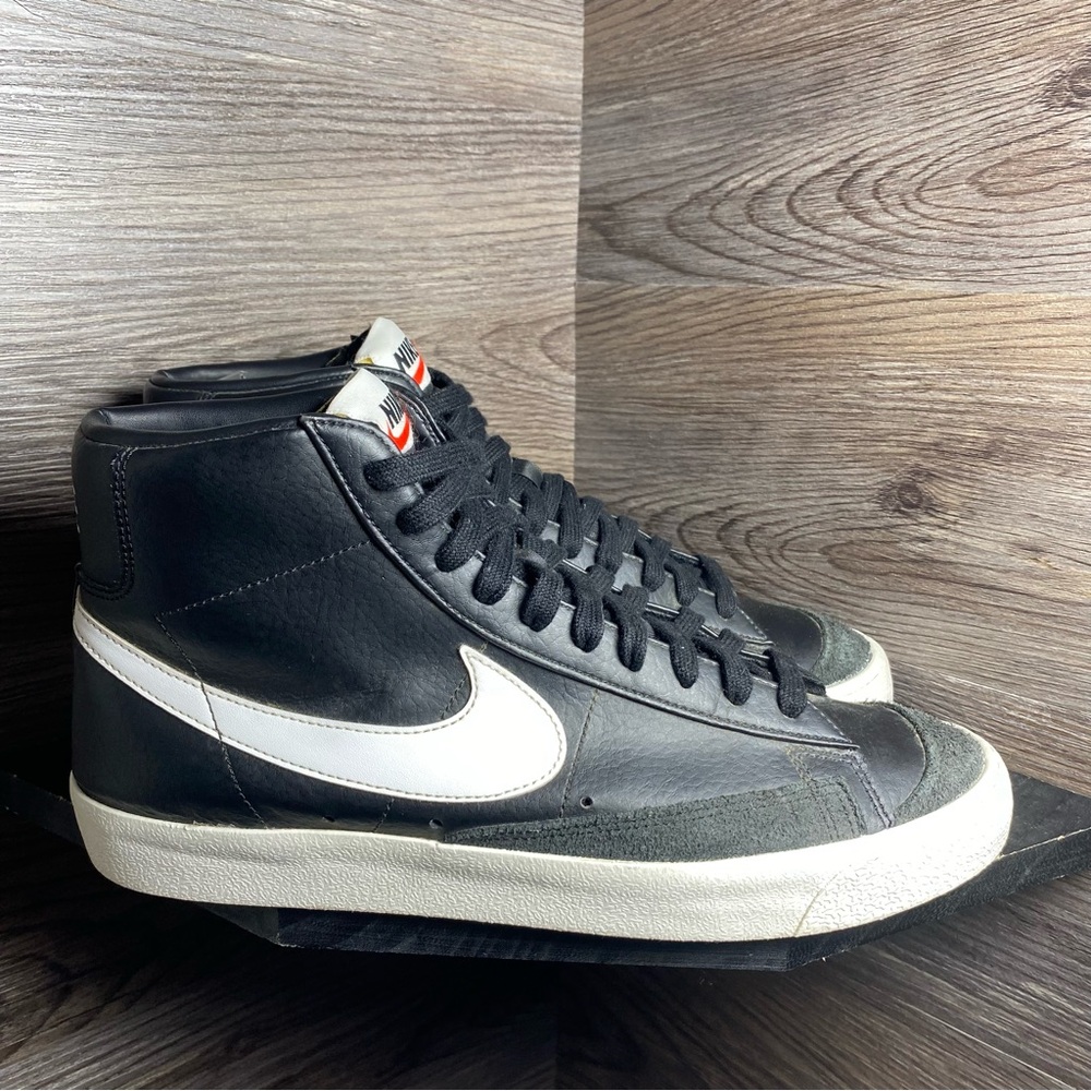 Nike Blazer Mid 77 Black Leather White - Gem
